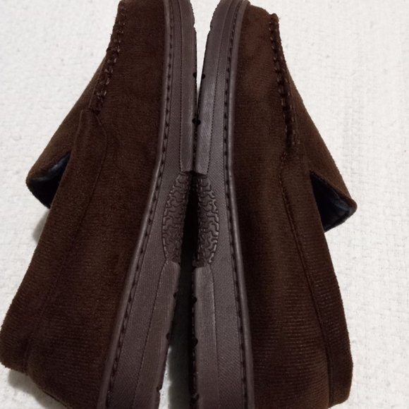 Wayland Square | Shoes | New Wayland Square Memory Foam Slippers | Poshmark